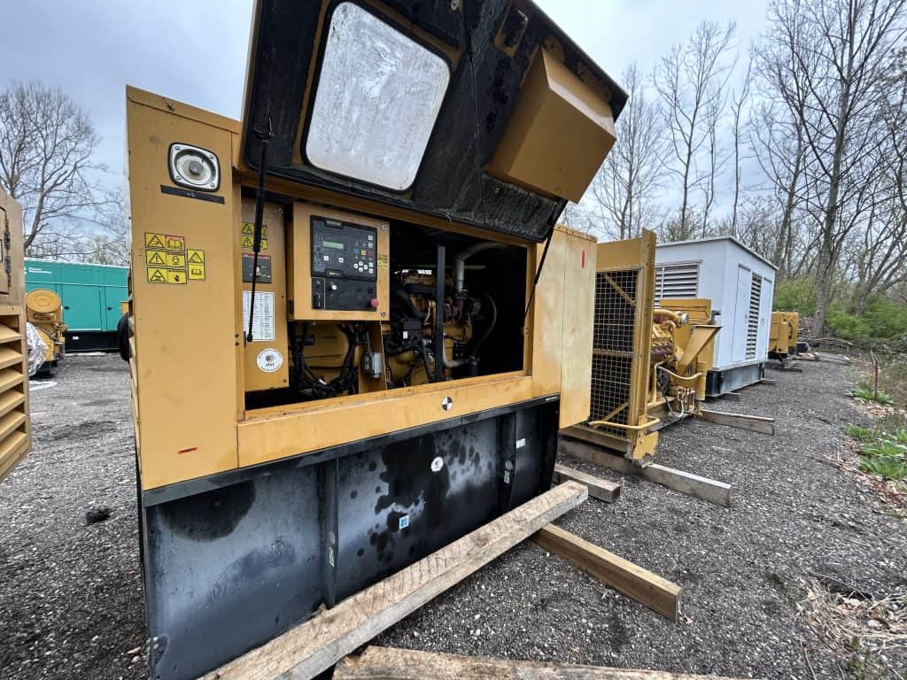 2006 CAT D60 60kW Diesel Generator Set - Midwest Engines & Generators